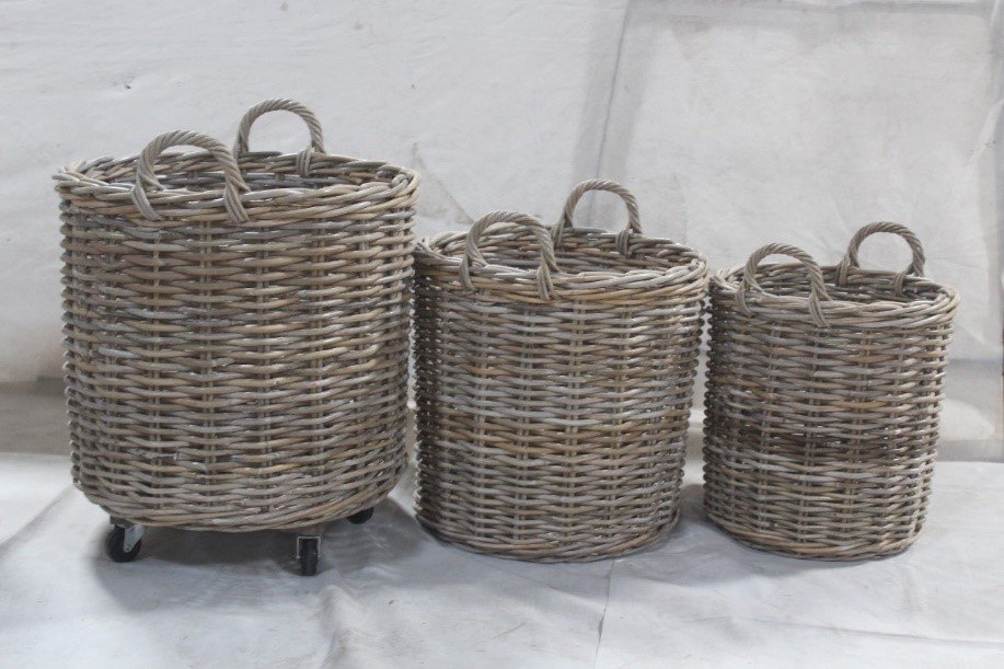 Small Round Kubu Basket – (Sold Singly)